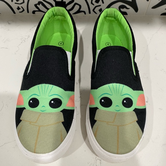 Ground Up | Shoes | Disney Star Wars Mandalorian Child Grogu Slip On ...